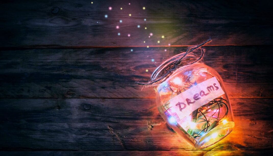 The 5 Main Types of Dreams - askAstrology
