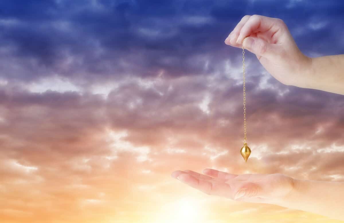 Using a Pendulum to Find Love - askAstrology